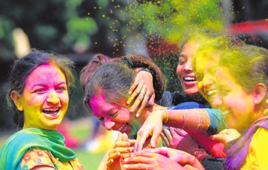 Sindh becomes the first state to announce Public holiday on Holi in ...